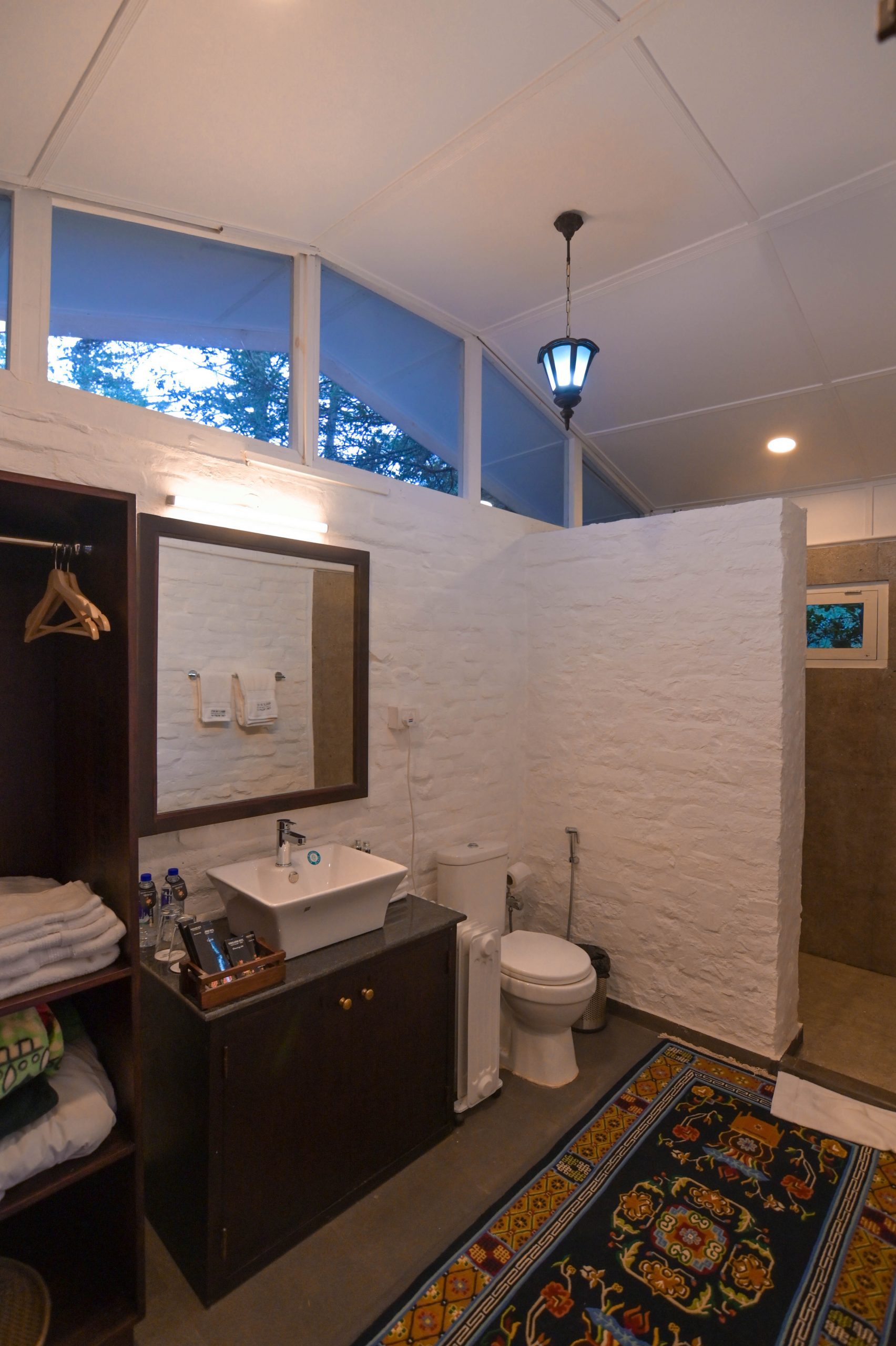 Into the Woods at Himalaya Keys Forest Resort - Yee Getaway Yee Getaway