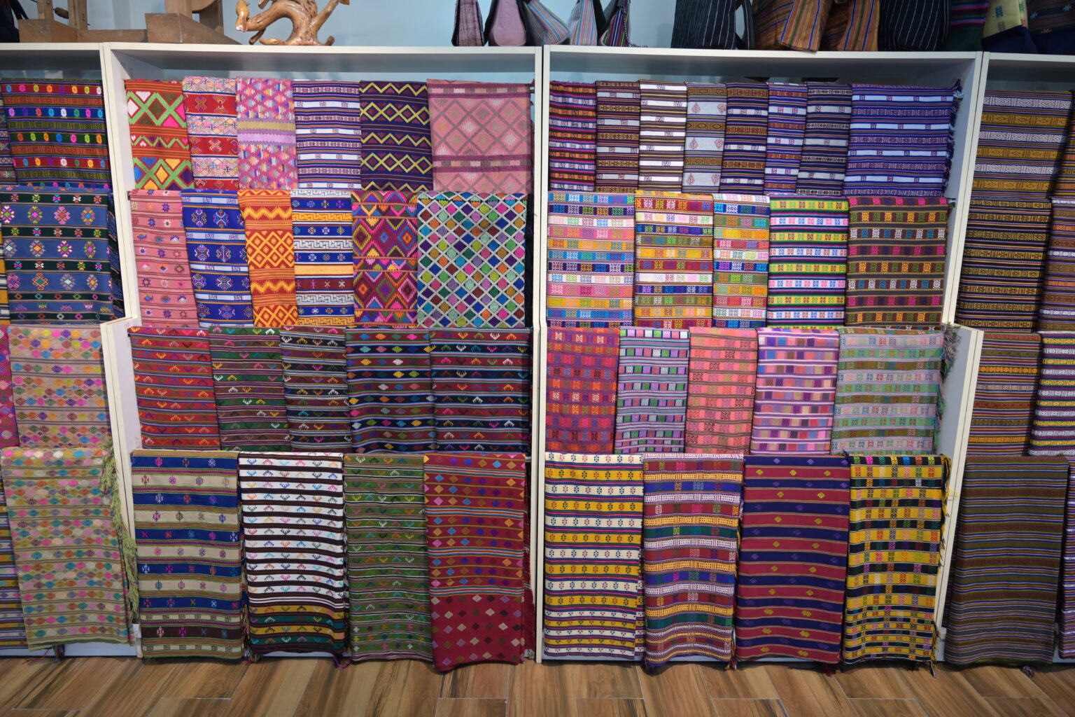 An Artists Trail: Top Arts and Crafts Destinations in Bhutan - Yee ...